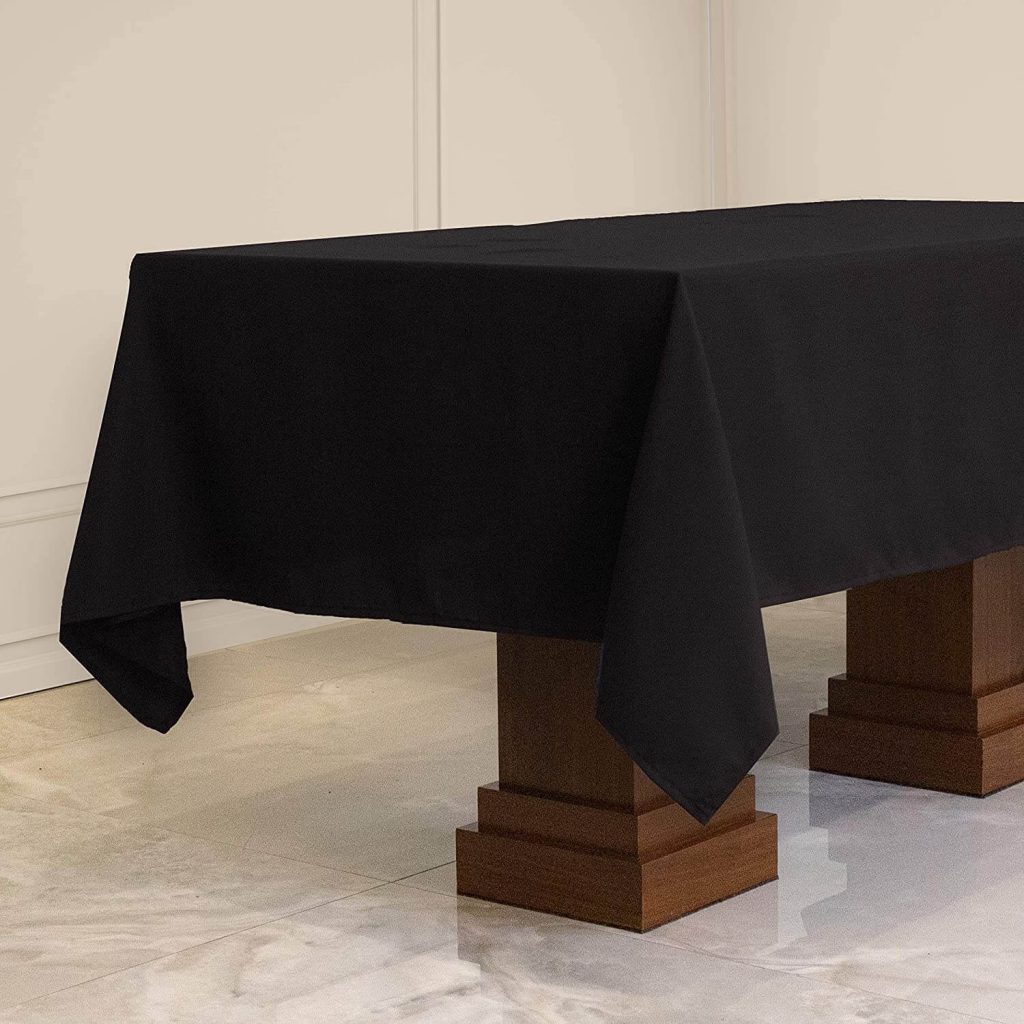 The 14 Best Tablecloths to Decorate Your Dinner Table - Food Shark Marfa