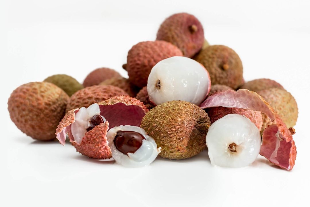 What Does Lychee Fruit Taste Like? A Guide to Lychee! - Food Shark Marfa